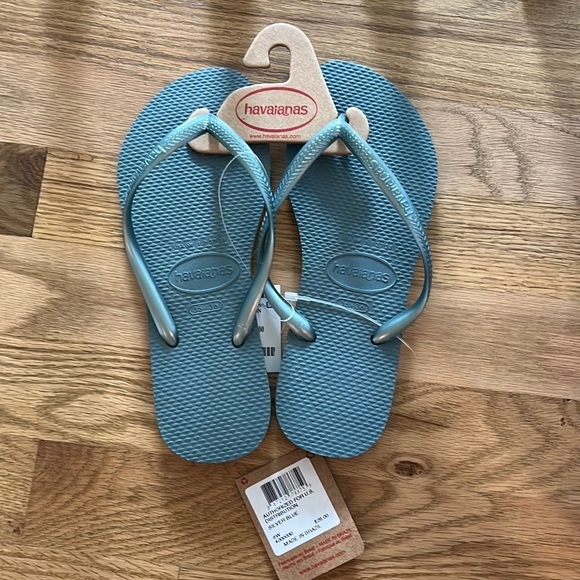Havaianas | Shoes | Havaianas Silver Blue Flip Flops | Poshmark